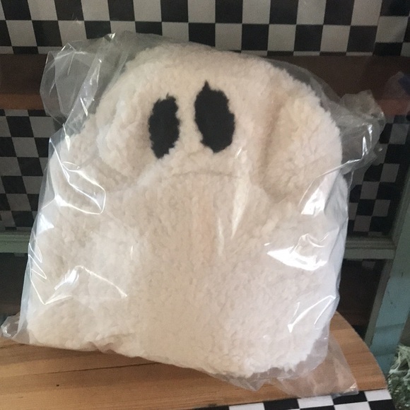 Pottery Barn | Holiday | Pottery Barn Spooky And Cute Gus The Ghoulish ...